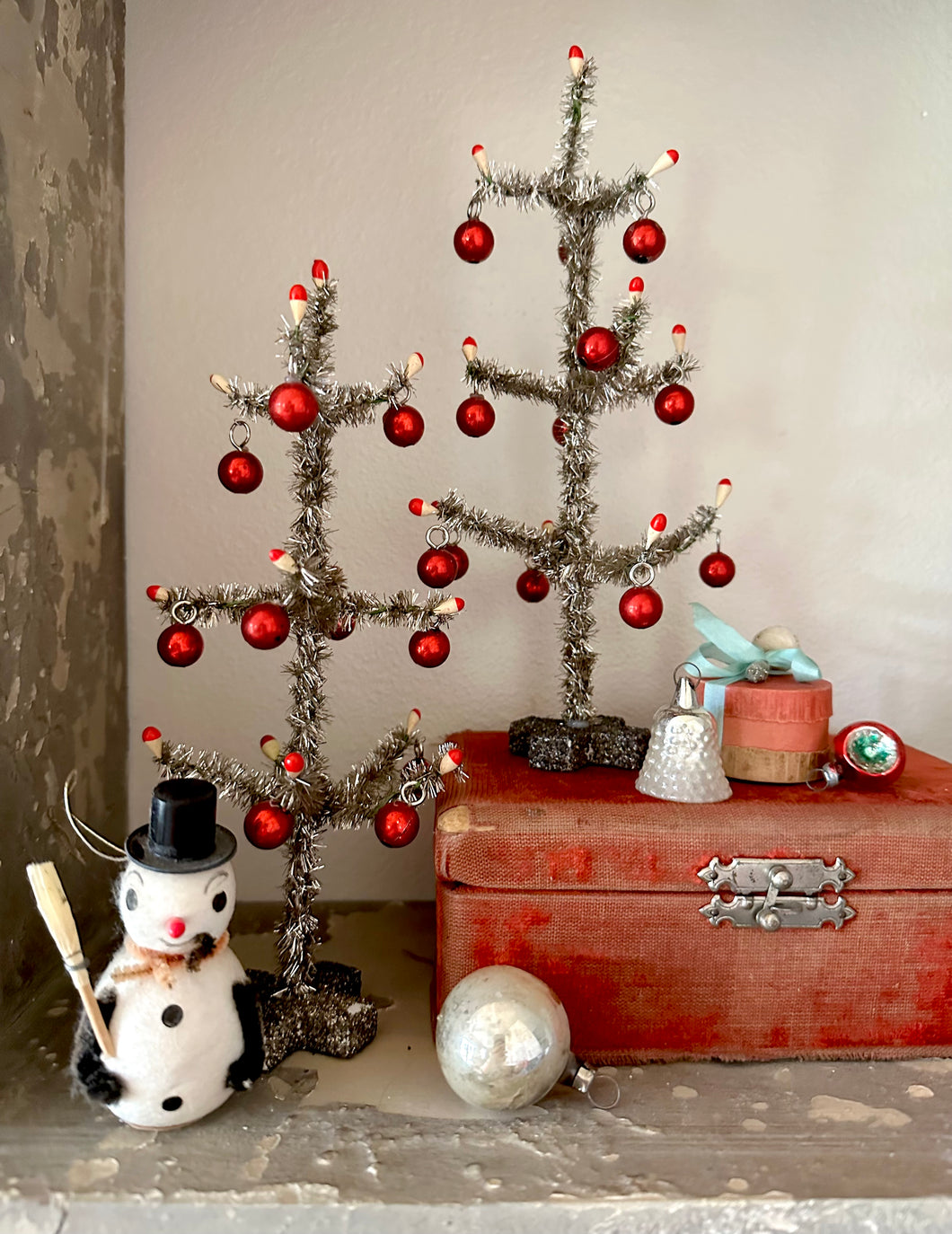 Miniature Tinsel Tree with Glittered Base – JulieCollings